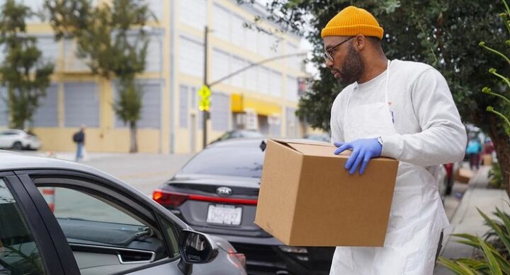 Union Station Homeless Services Distributes Thanksgiving Meal Kits ...